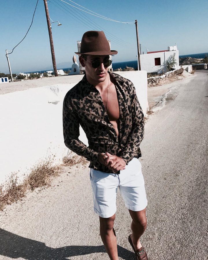 Elliot Clement Hill – Models 1 Blog