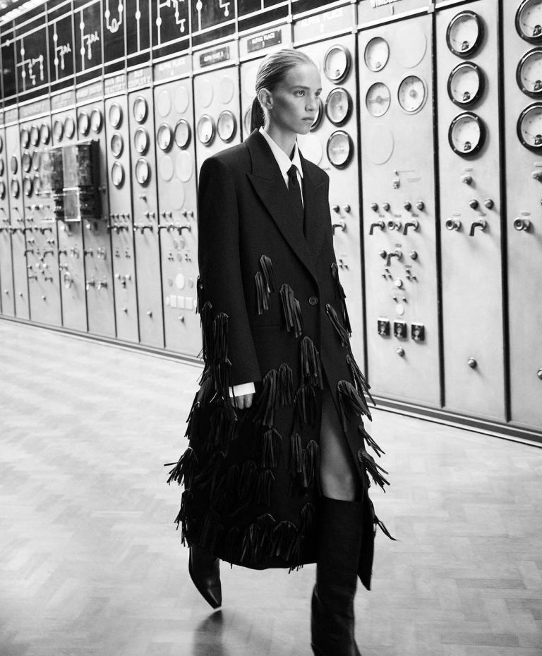 REBECCA | COS STORES – Models 1 Blog